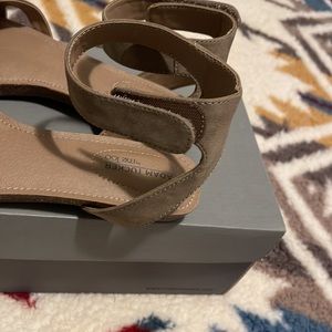 Adam Tucker | Shoes | Adam Tucker By Me Too Sandals | Poshmark